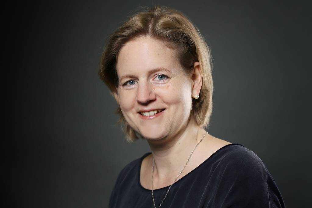 Lebenslauf Dr. med. Sarah Johanssen | Endokrinologikum Berlin